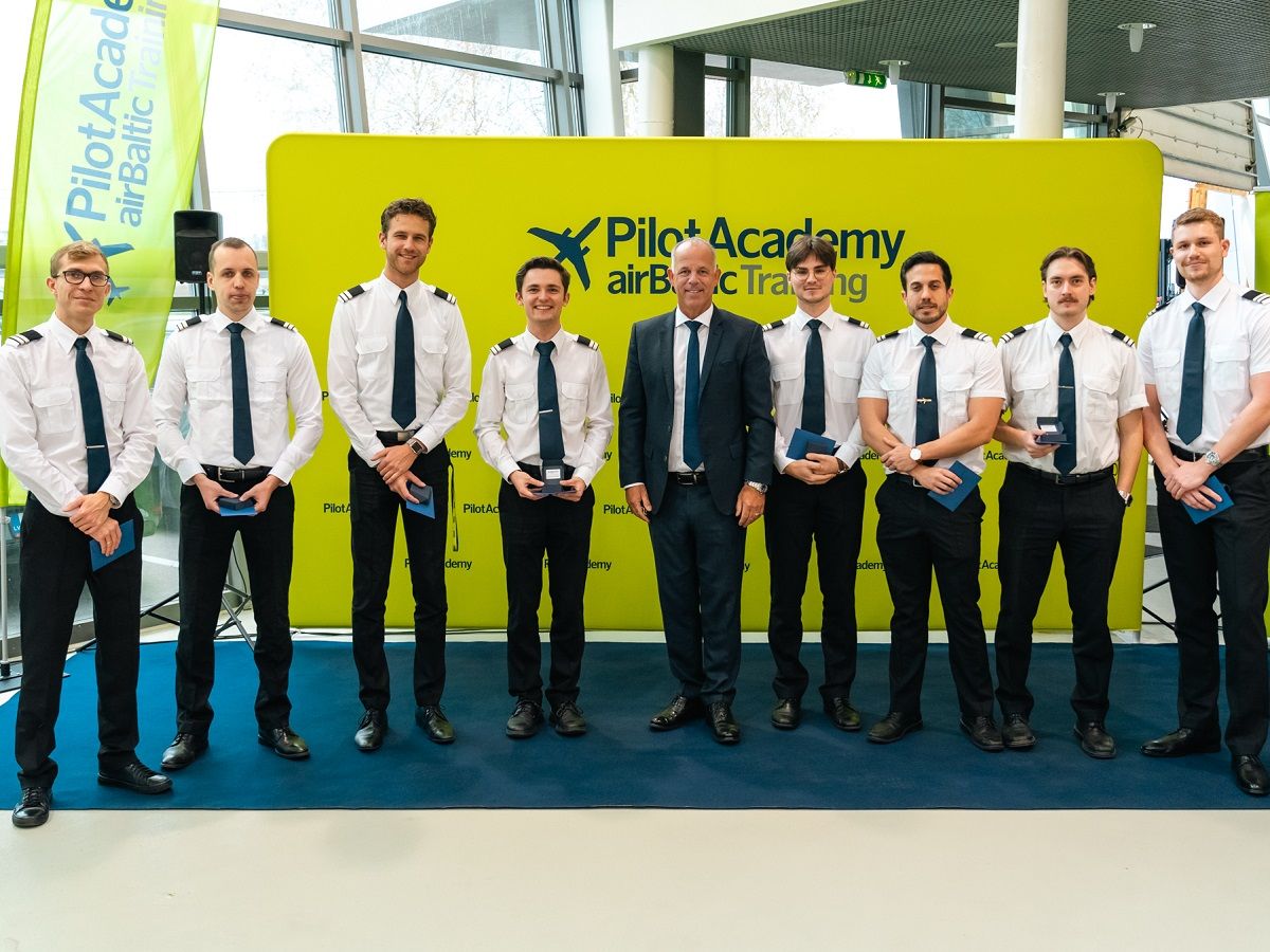 airBaltic Graduates Eight, Welcomes New Pilot Class | Halldale Group
